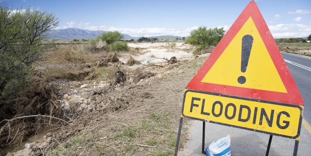Eastern Cape floods: Gift of the Givers deploying search and rescue ...