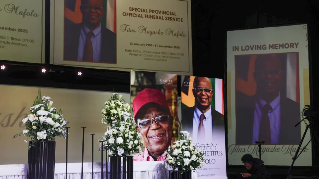 Thabo Mbeki pays tribute to 'well-grounded revolutionary' Titus Mafolo