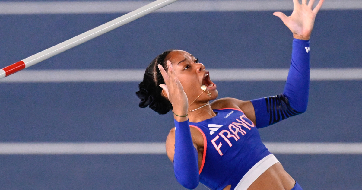 Bonnin wins world indoor pole vault gold, Holloway cruises