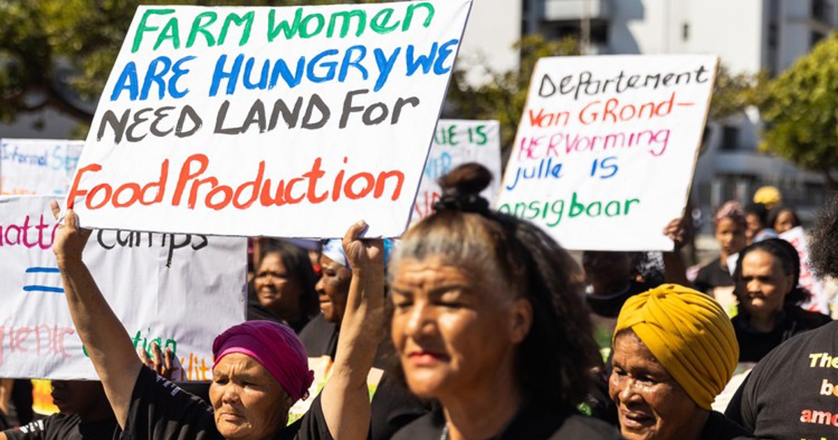 Give us each a hectare of land, say women farmworkers