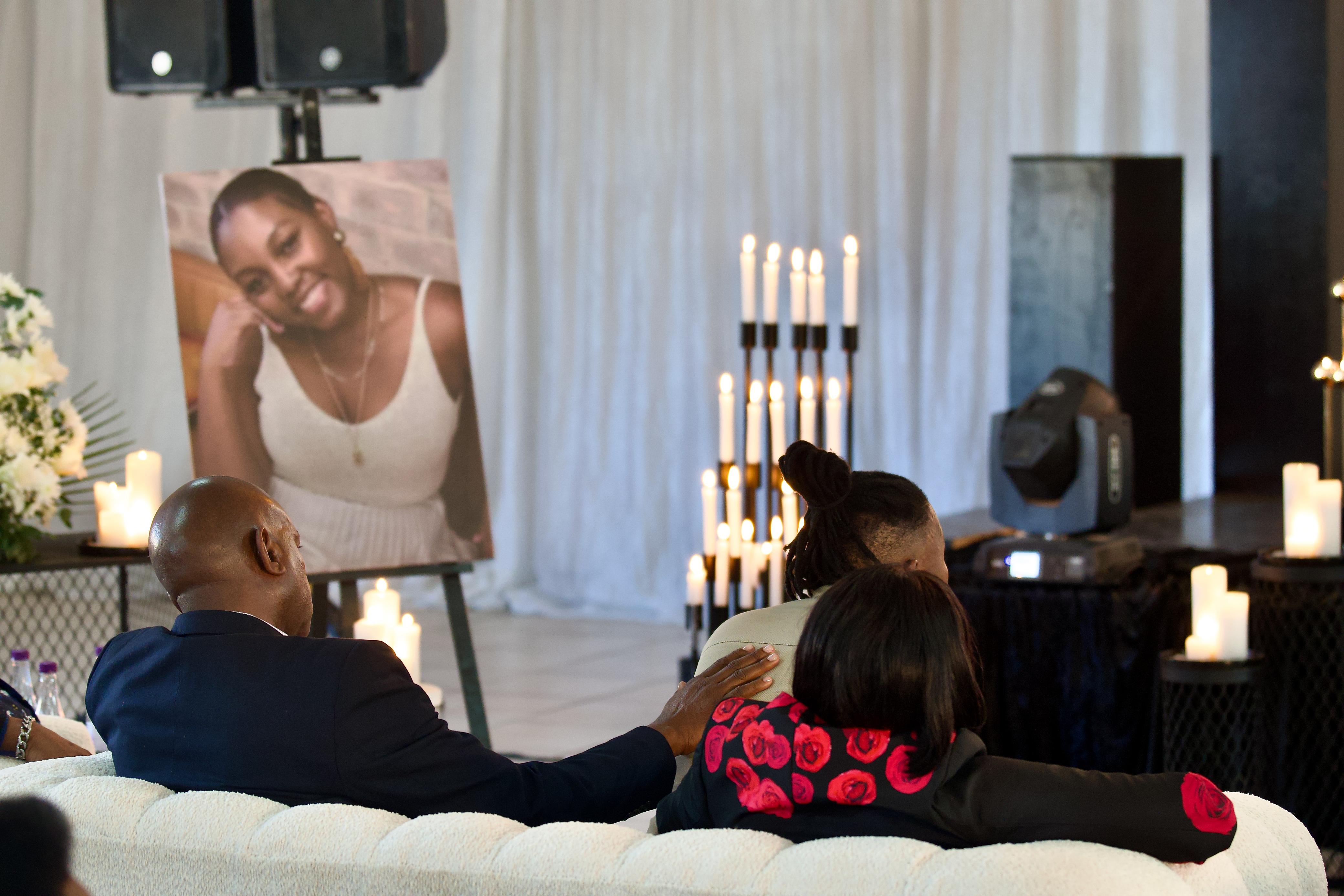 EWN | Olorato Mongale