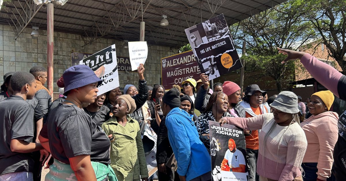 Protesters outside Alex court call for no bail for woman accused of ...