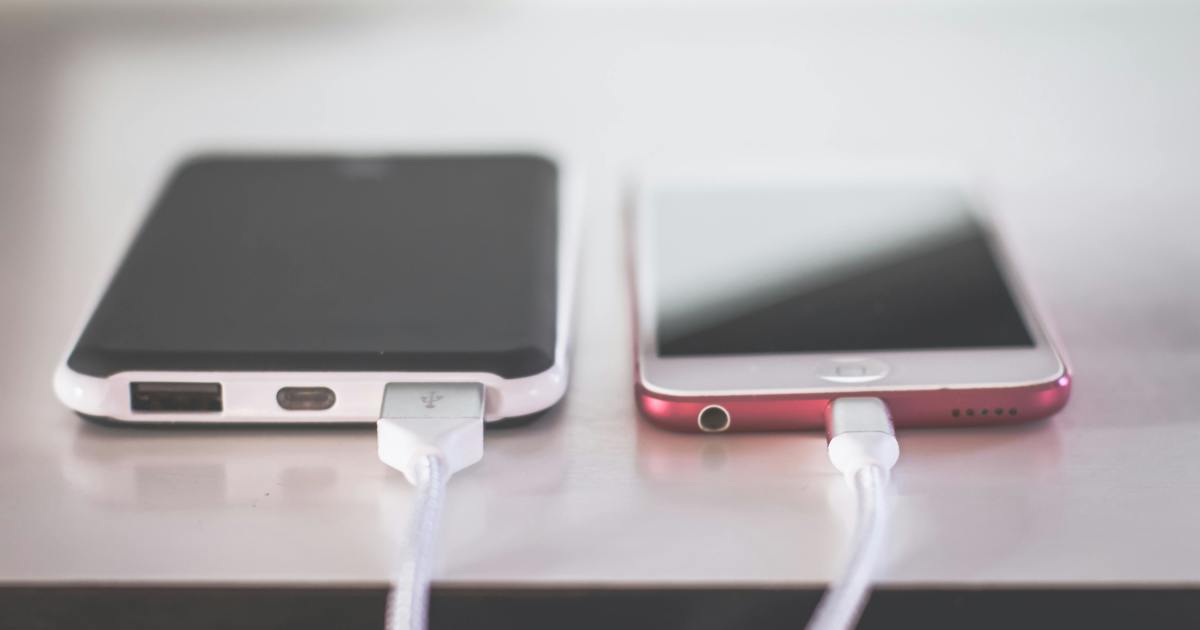 Microchip shortage due to AI data centres drives up cost of smartphones ...
