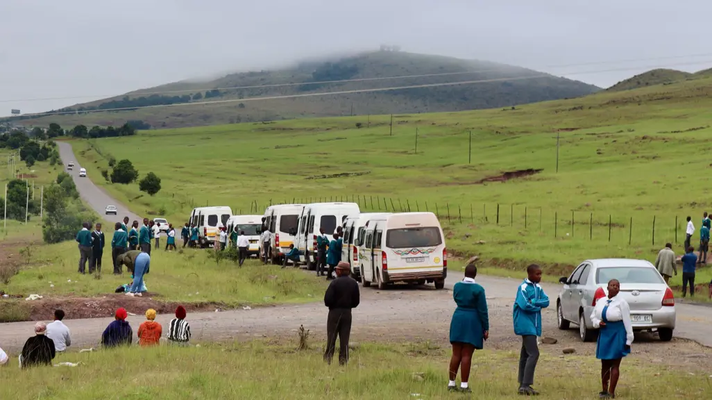 Cofimvaba scholar transport protest enters a third week
