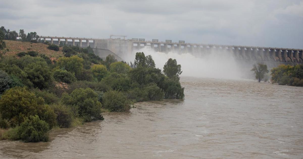 Expert says an earlier warning may have lessened impact of Vaal River ...