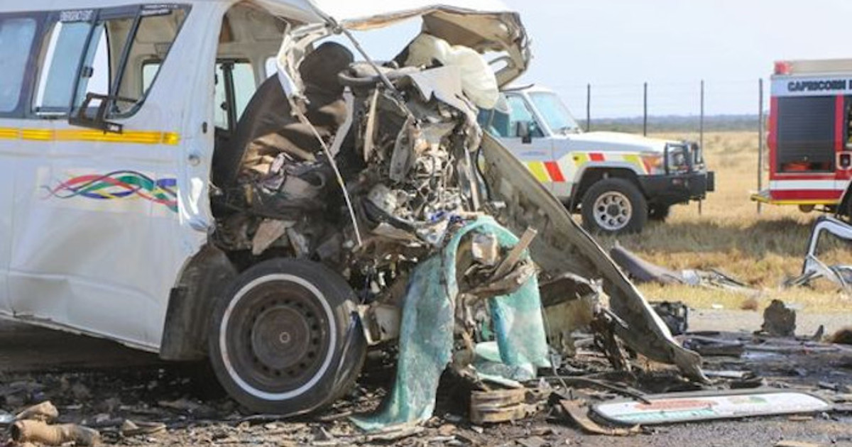 At least 10 people killed in taxi and truck collision in Limpopo