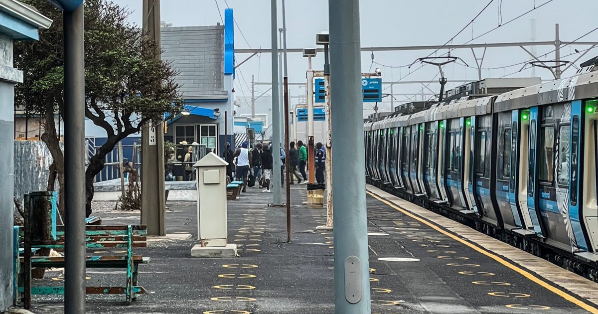 Hill-Lewis says signed agreement with PRASA will lay foundation for ... Hill-Lewis says signed agreement with PRASA will lay foundation for ...