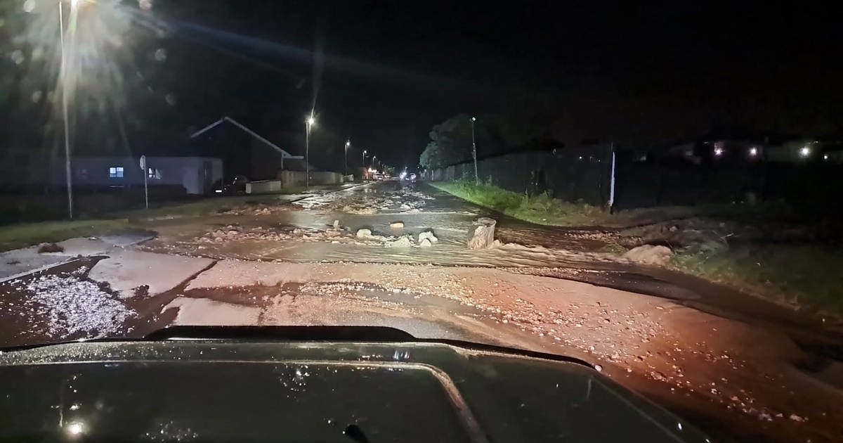 Hawston residents evacuate homes due to Overstrand flooding