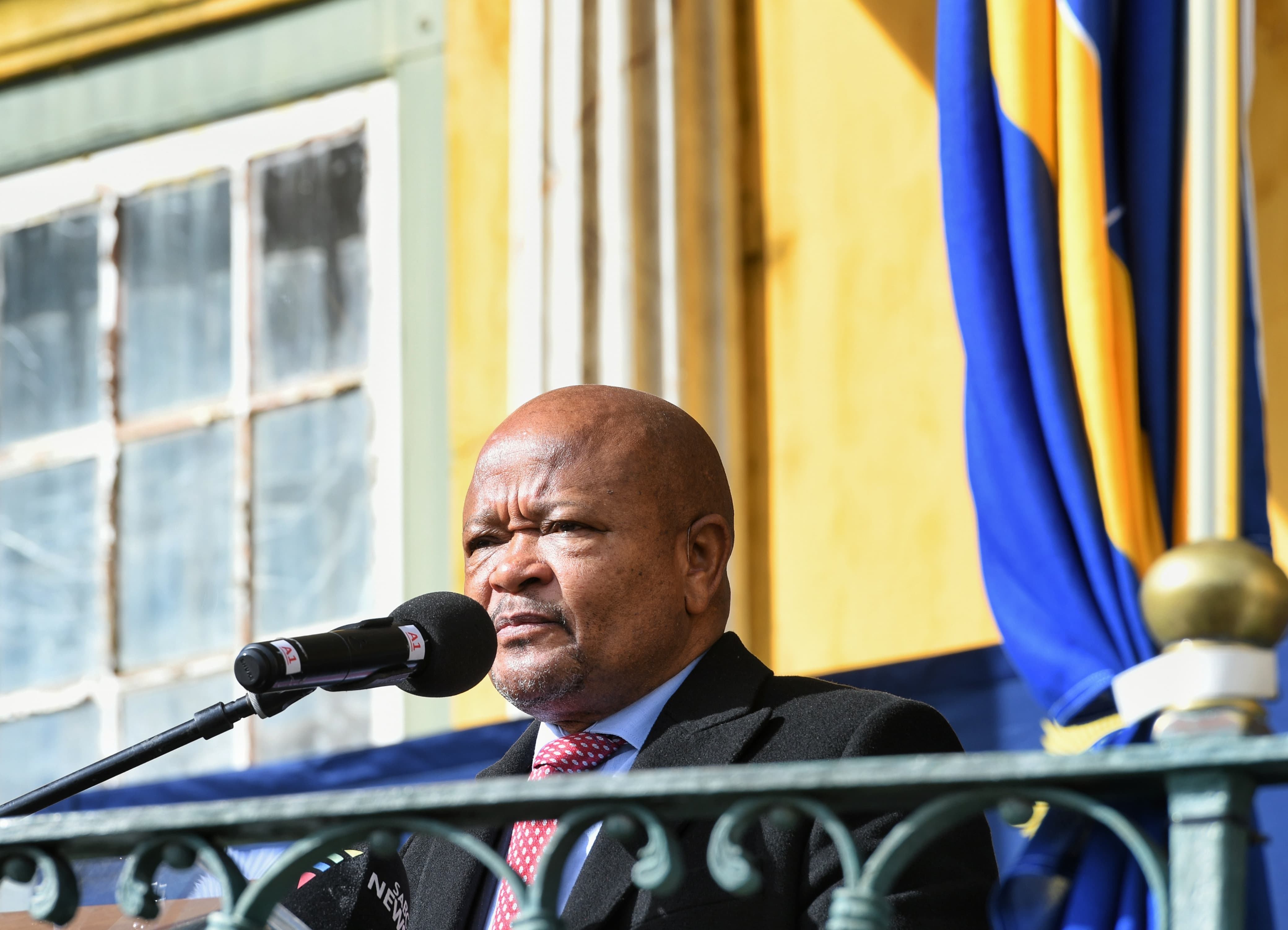 Mchunu says SAPS in process of finalising crime-fighting plan