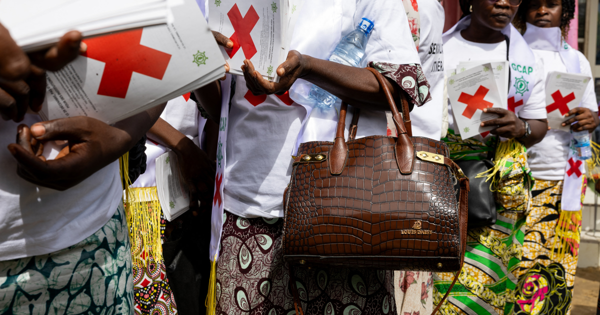 Vote or boycott? Rival campaigns hit Chad's streets ahead of polls