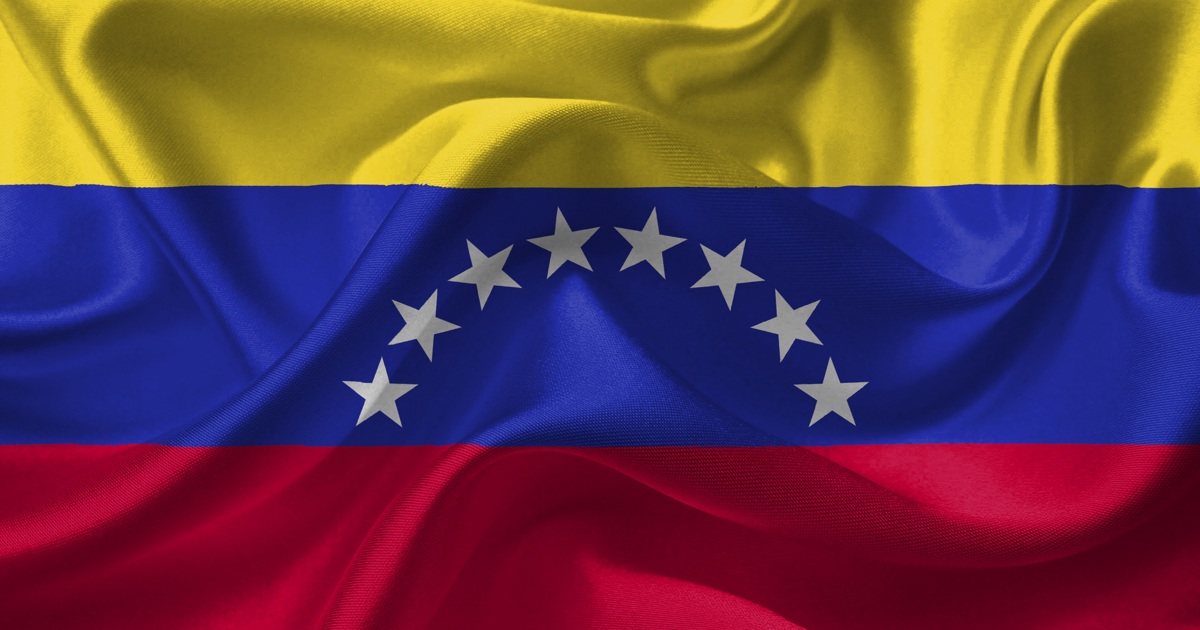 Venezuela claims CIA 'false flag' attack foiled, as US deploys bombers