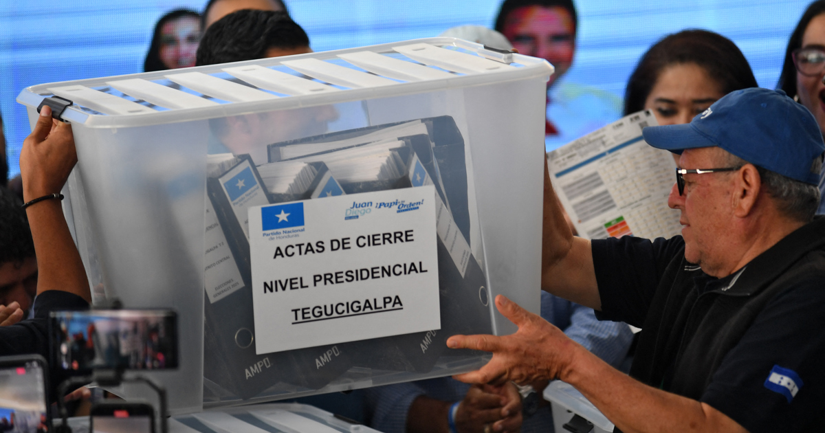 Hondurans await election results five days after poll