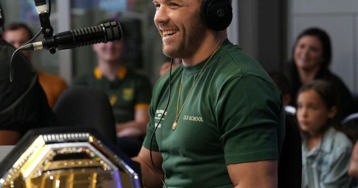 WATCH: We interview Dricus du Plessis, who agrees to do stand-up comedy ...