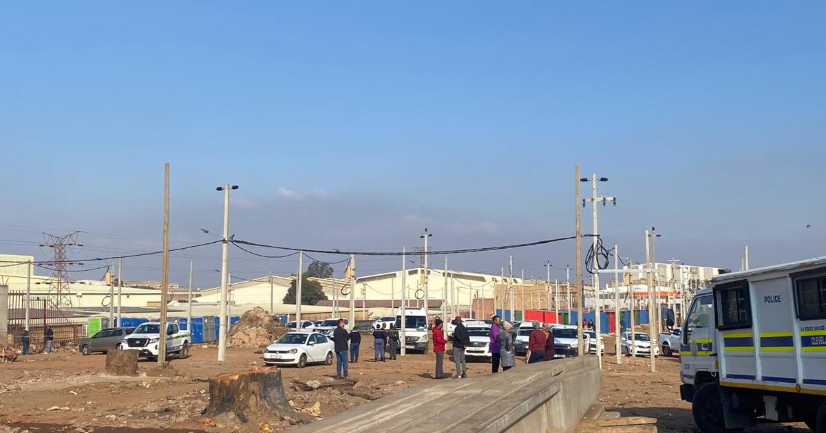 Gauteng top cop Mthombeni heading to scene of Joburg mass shooting