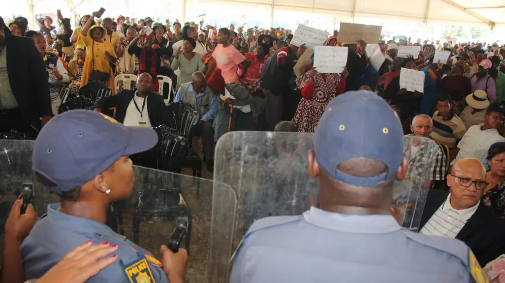Police intervene as protests mar Ramaphosa’s Title Deed Ceremony in ...