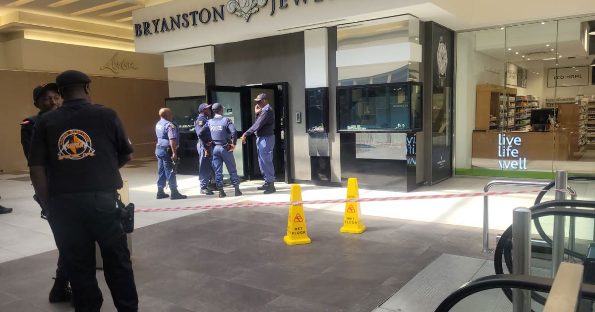 JHB mall shooting: Panic and pandemonium after gunmen enter jewellery store