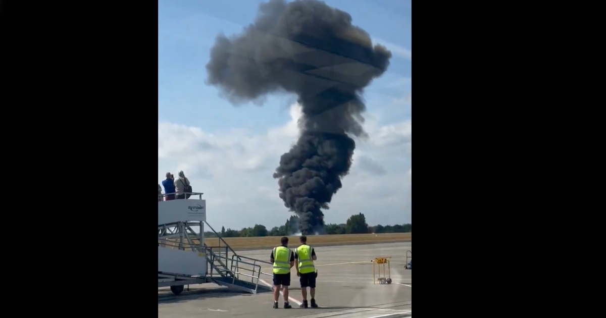 Airplane crashes and explodes seconds after take-off near London