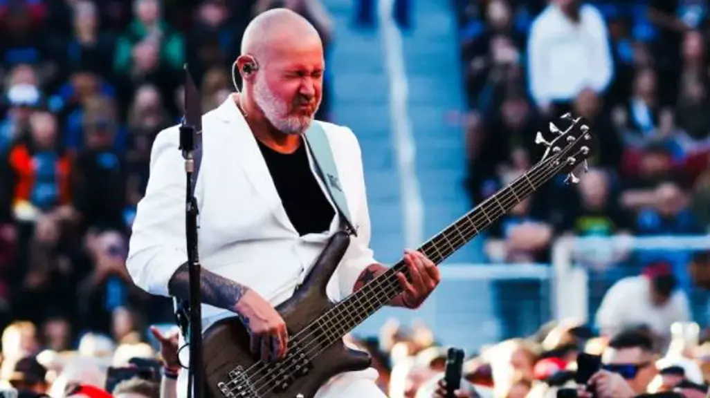 Limp Bizkit bassist Sam Rivers (48) dies