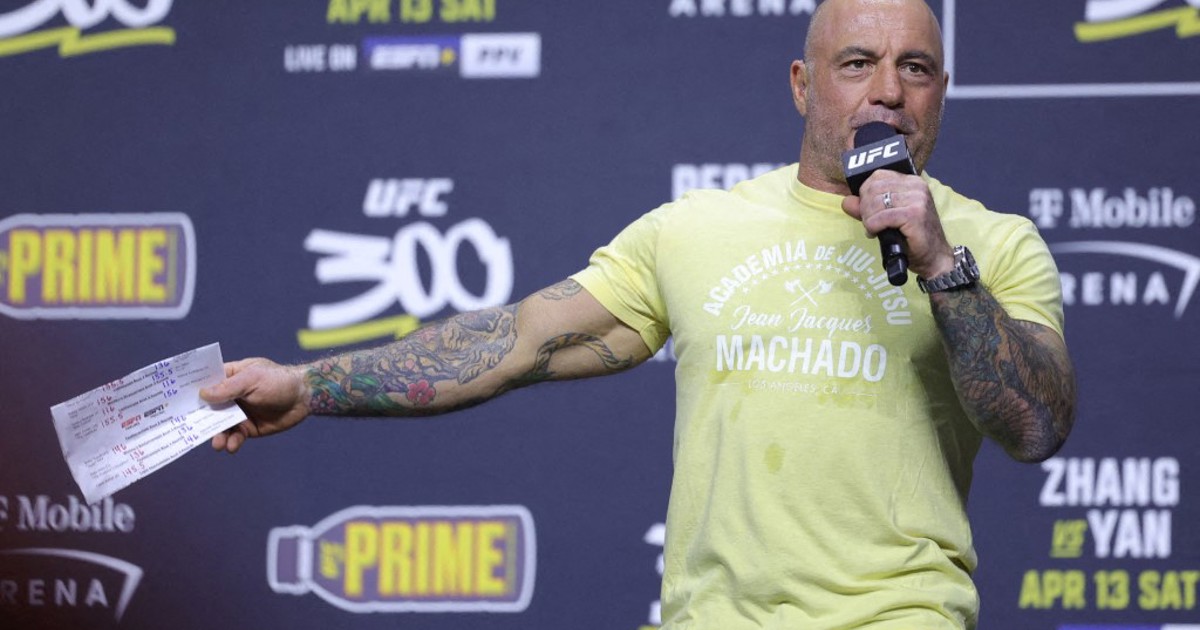 Joe Rogan endorses Trump on eve of US election