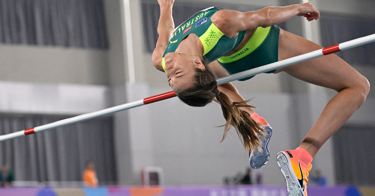 Australian Olyslagers retains world indoor high jump title