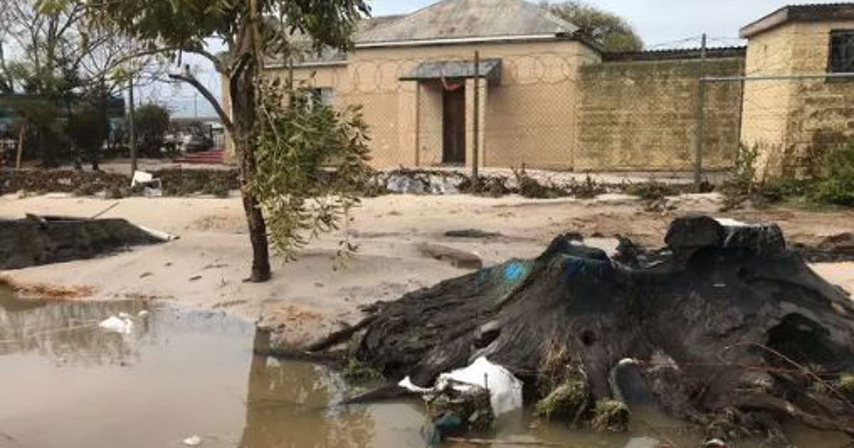 6 weeks after dam collapses, Riverlands residents still without running ...