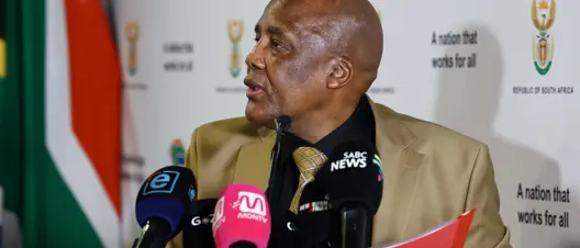 EWN | Aaron Motsoaledi