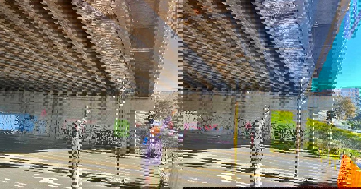 JMPD urges M1 highway motorists to use alternative routes after tunnel fire