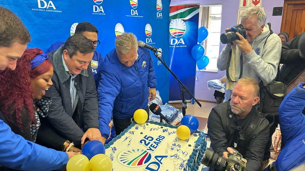 DA celebrates 25th anniversary handing out blankets to pensioners in ...