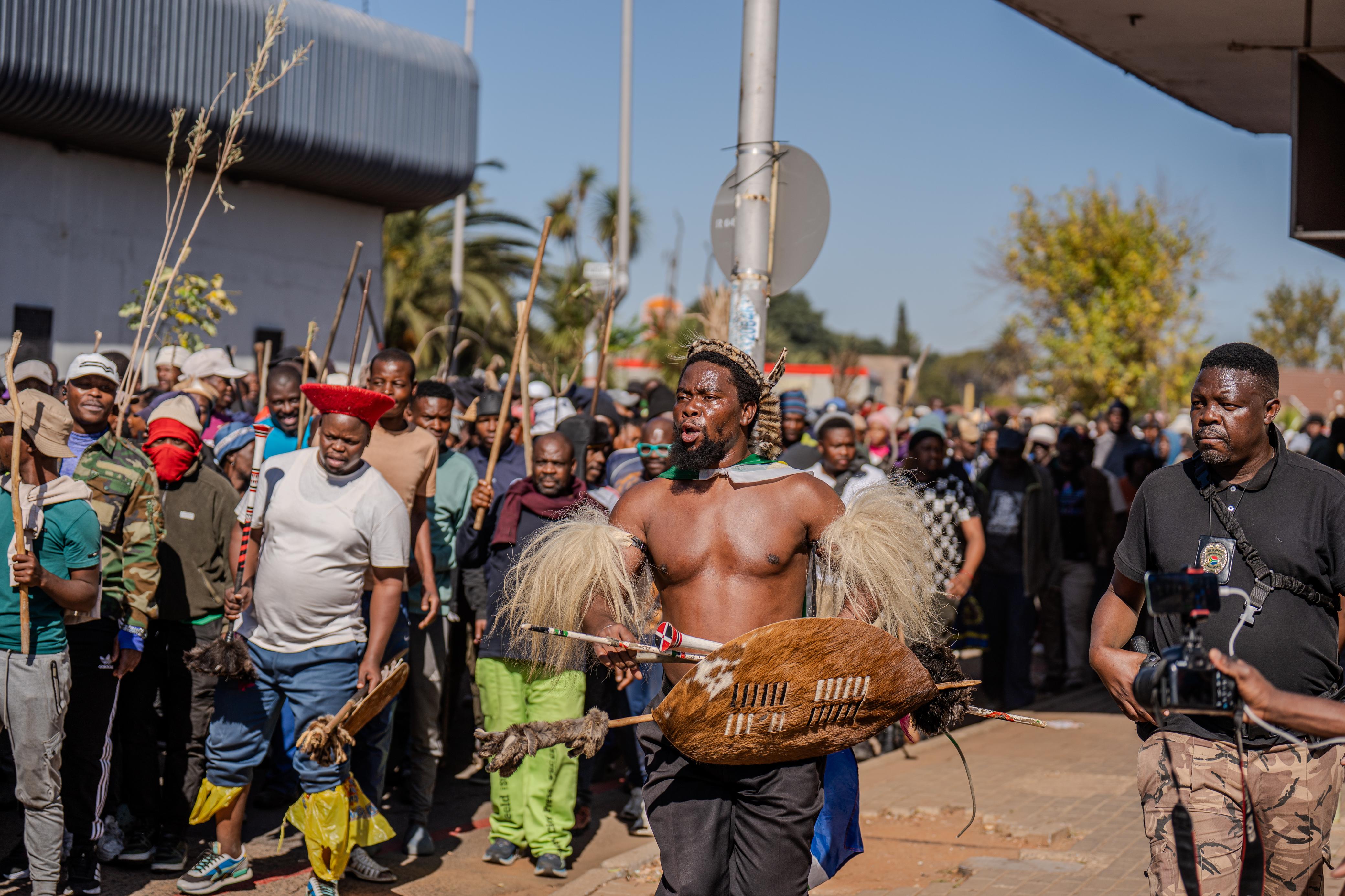 SA's unemployment rate ticks up to 32.7%