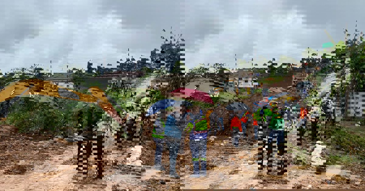 Human Settlements building units to house people displaced by floods