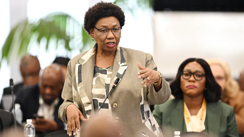 Motshekga expresses full confidence in SANDF discipline ahead of deployment